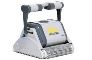 Maytronic Dolphin DX5 Review - Robotic Pool Cleaner - Gazette Review