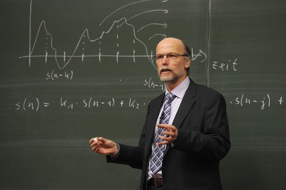 Average Professor Salary In 2018 Income Hourly Wages Career