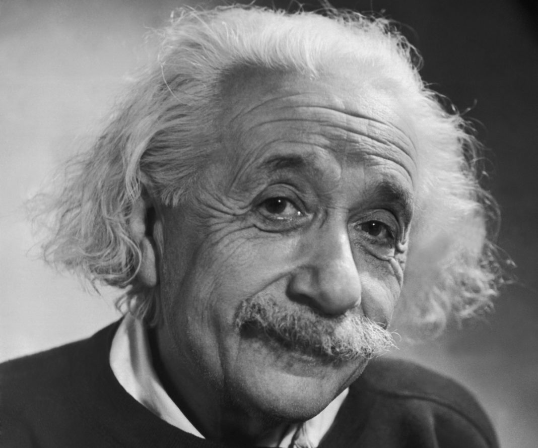 Top 10 Smartest People Ever - Highest IQ List - Gazette Review