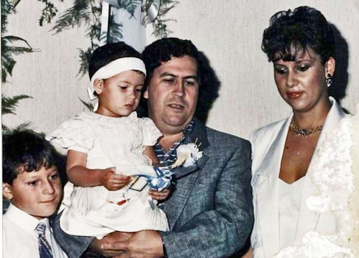 Pablo Escobar Net Worth 2018 - How Rich was The King of Cocaine ...