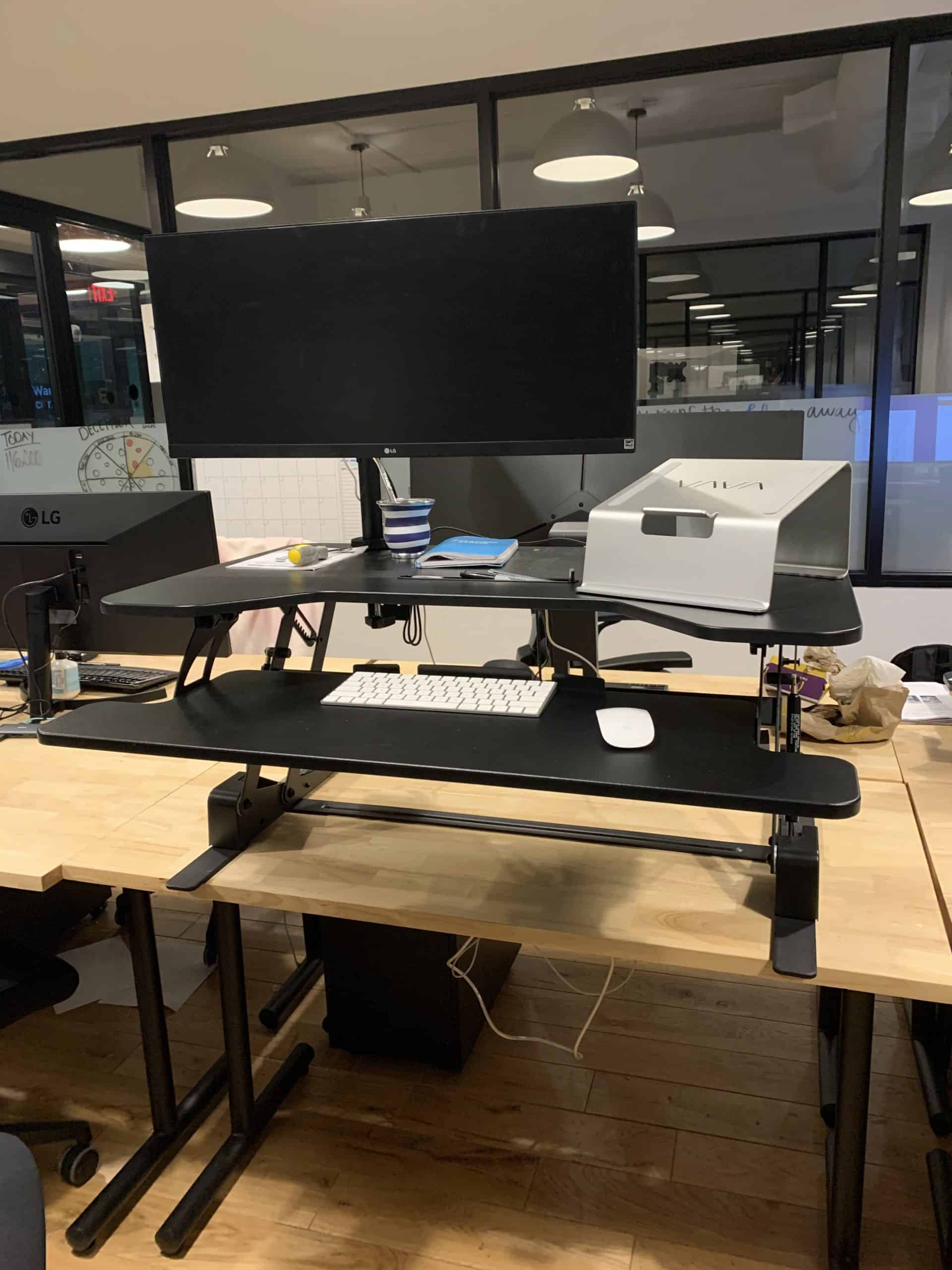 Vanspace Computer Workstation Offers Quick Transition Between Sitting ...