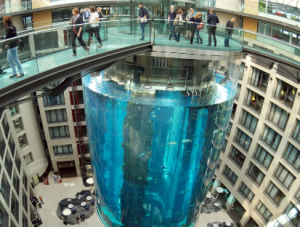 Giant Aquarium At Berlin Hotel Containing 1,500 Fish Exploded - Gazette ...