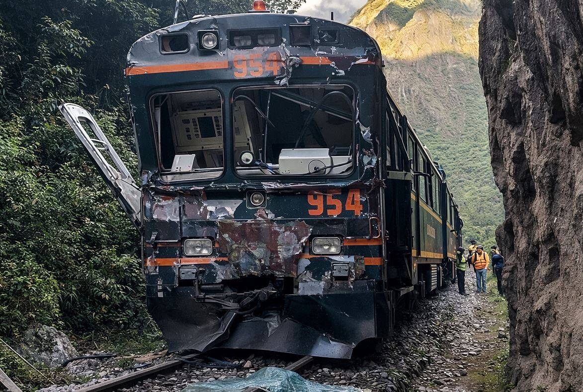 Deadly Head-on Train Crash Near Machu Picchu Kills One, Injures Dozens ...